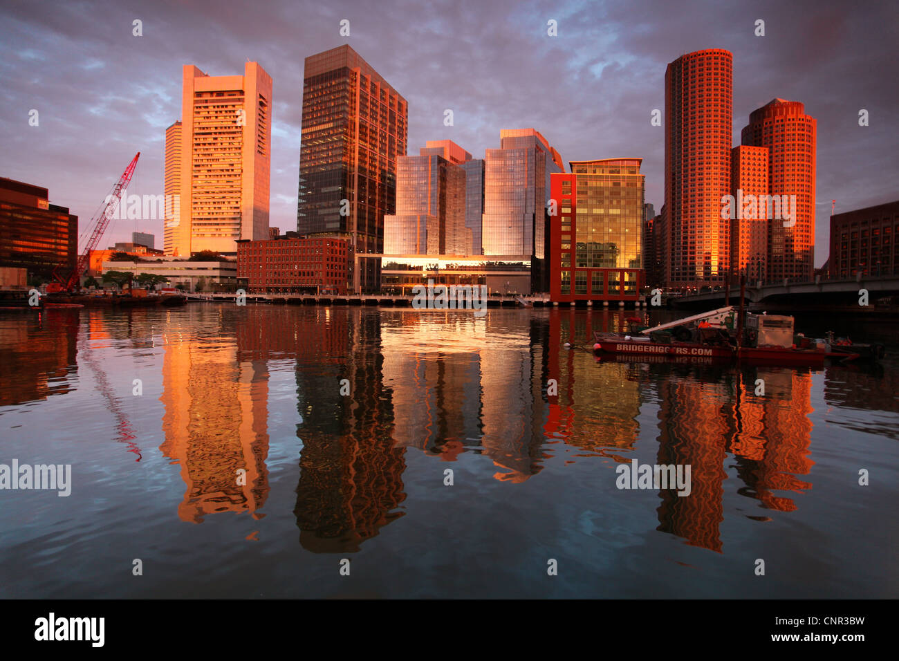 Sunrise View of Downtown Boston and Fort Point Channel Stock Photo - Alamy
