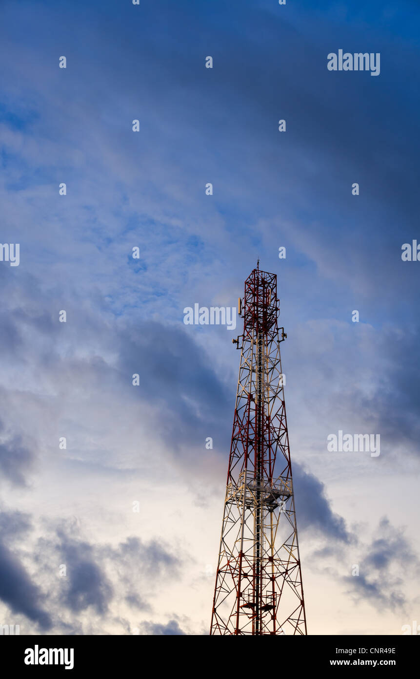 Comm tower hi-res stock photography and images - Alamy