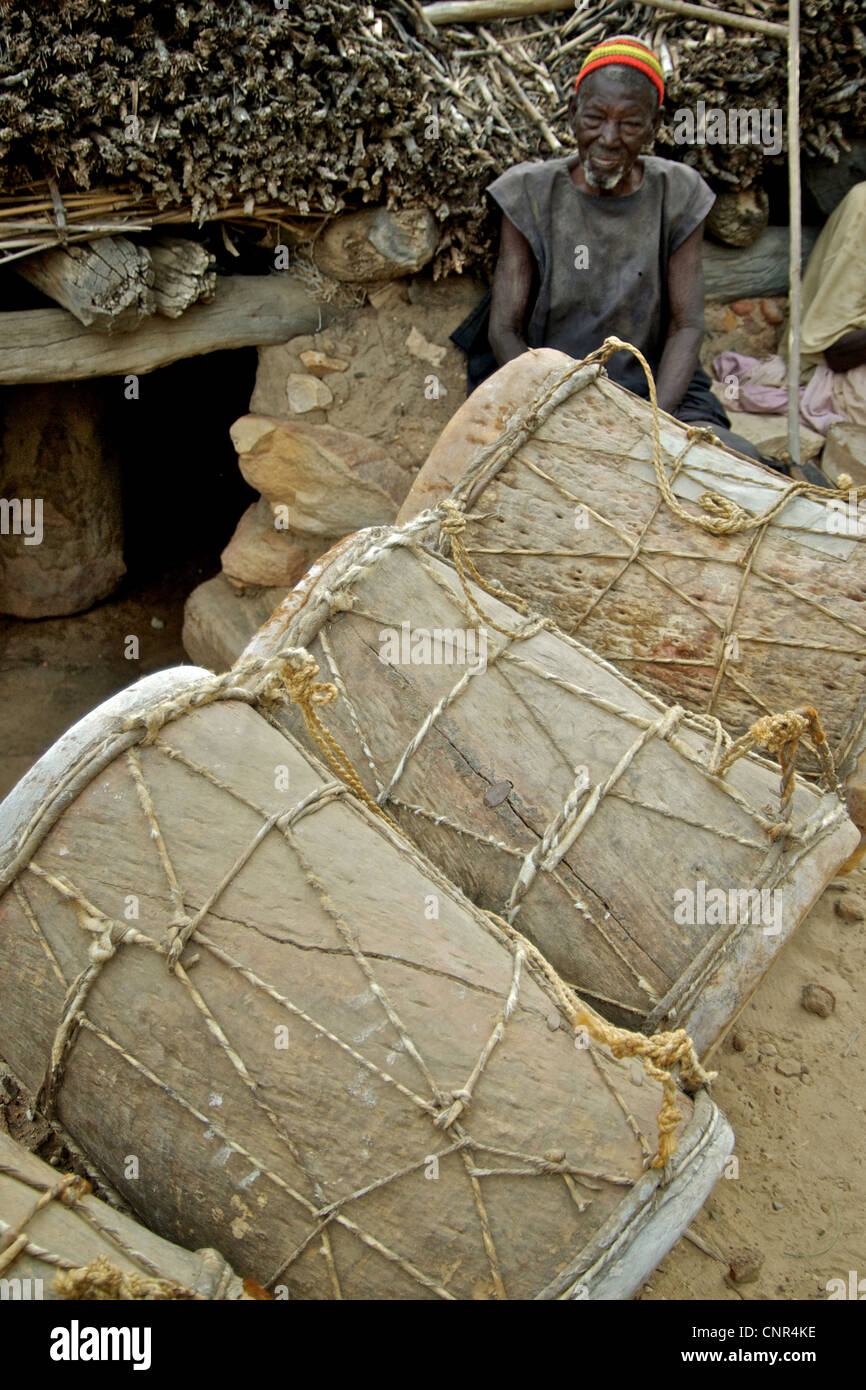 Dogon man hi-res stock photography and images - Alamy