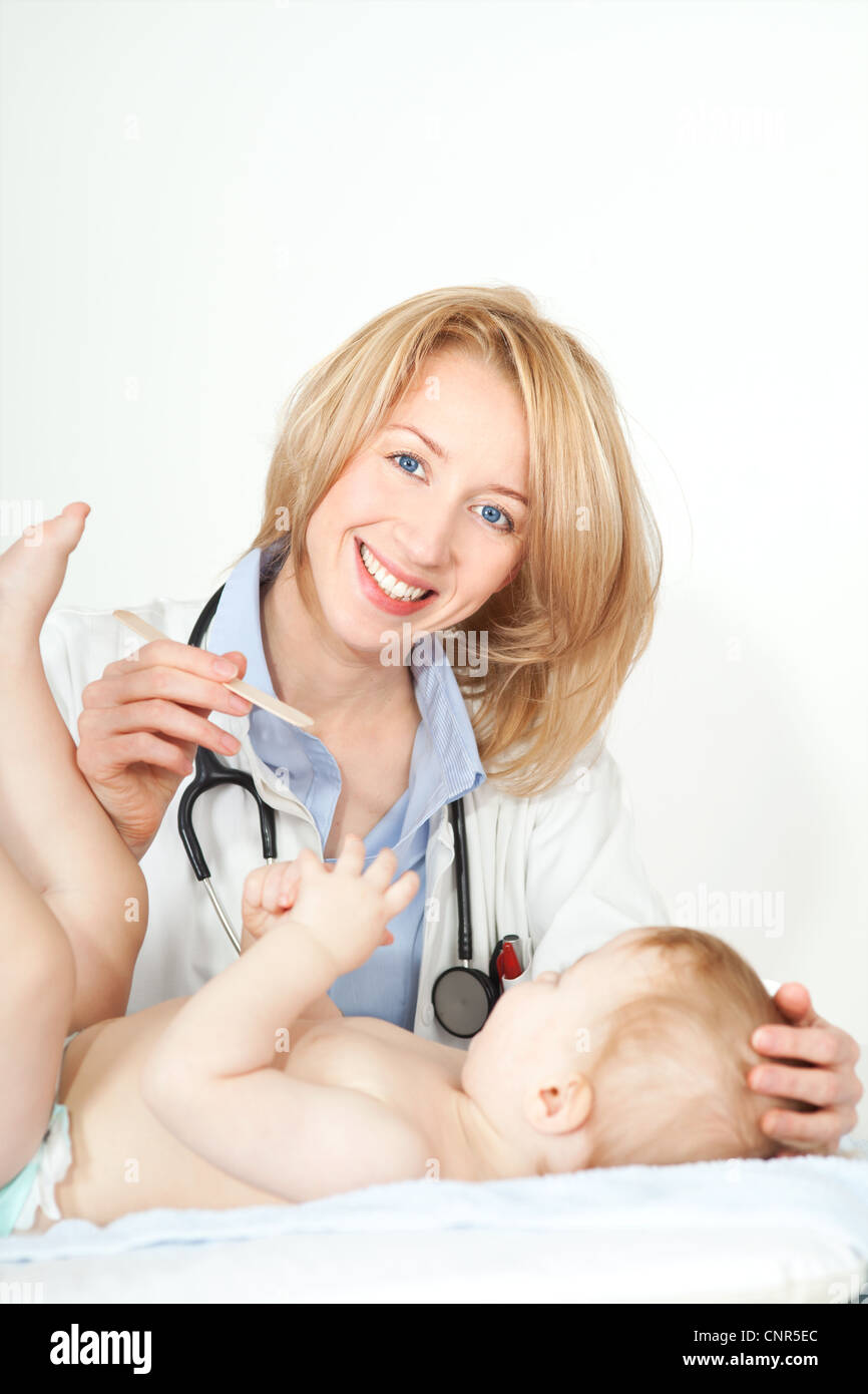 Doctor knows patient hi-res stock photography and images - Alamy