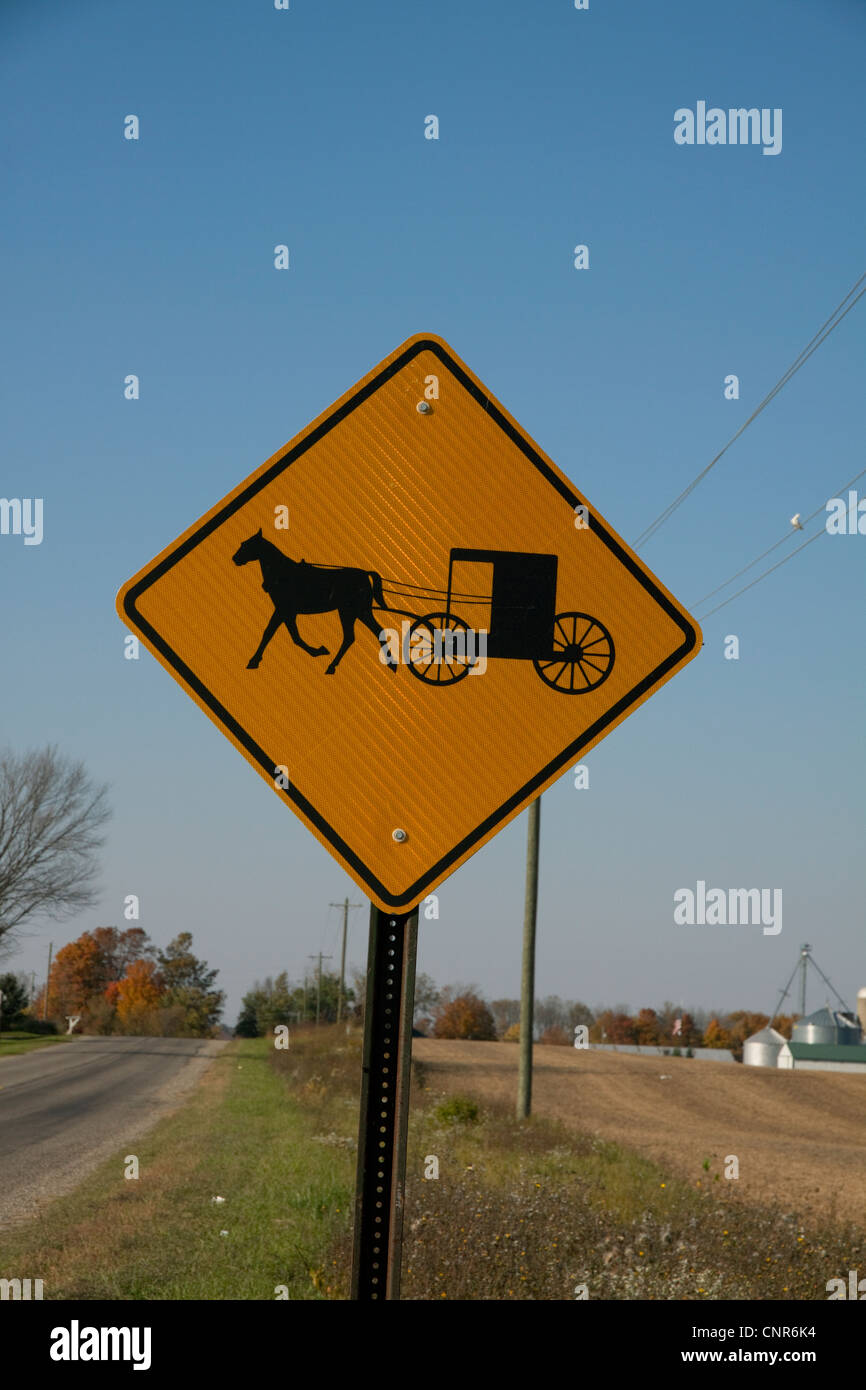 Horse caution sign hi-res stock photography and images - Alamy