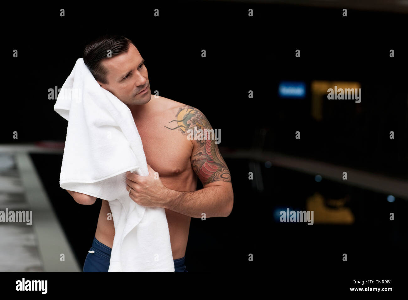 Drying off hi-res stock photography and images - Alamy