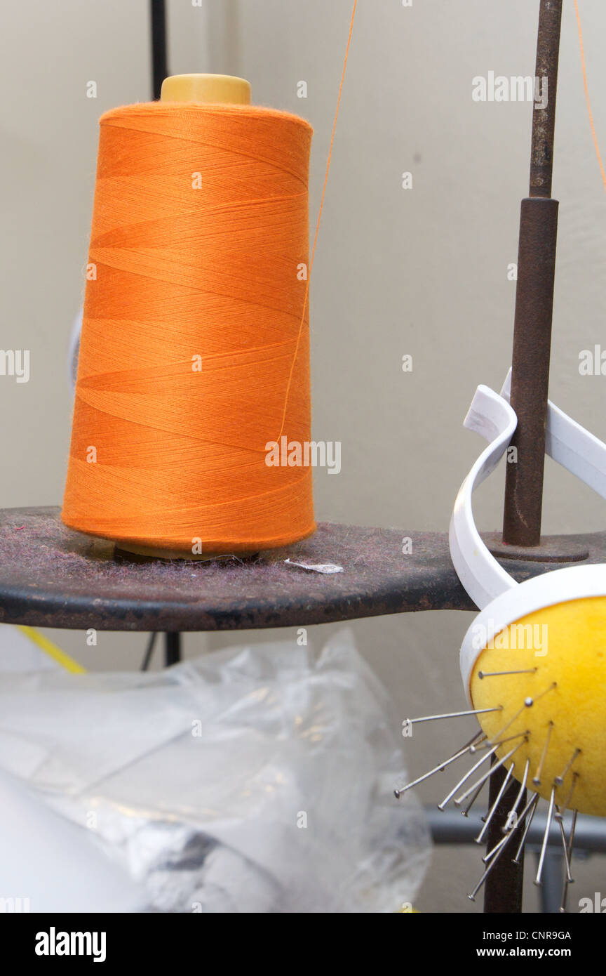 Sewing spool hi-res stock photography and images - Alamy