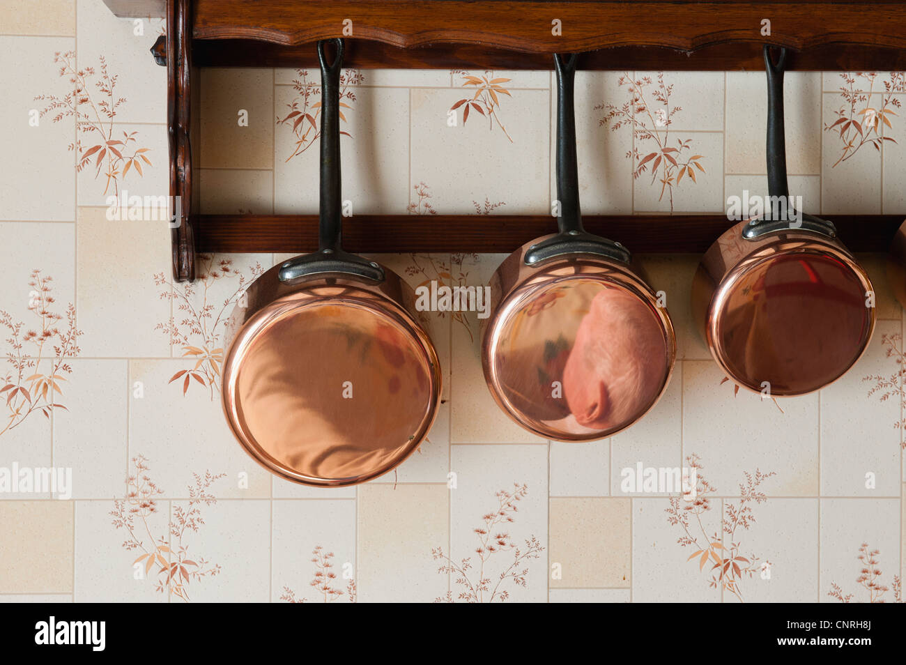 Hanging pot racks hi-res stock photography and images - Alamy