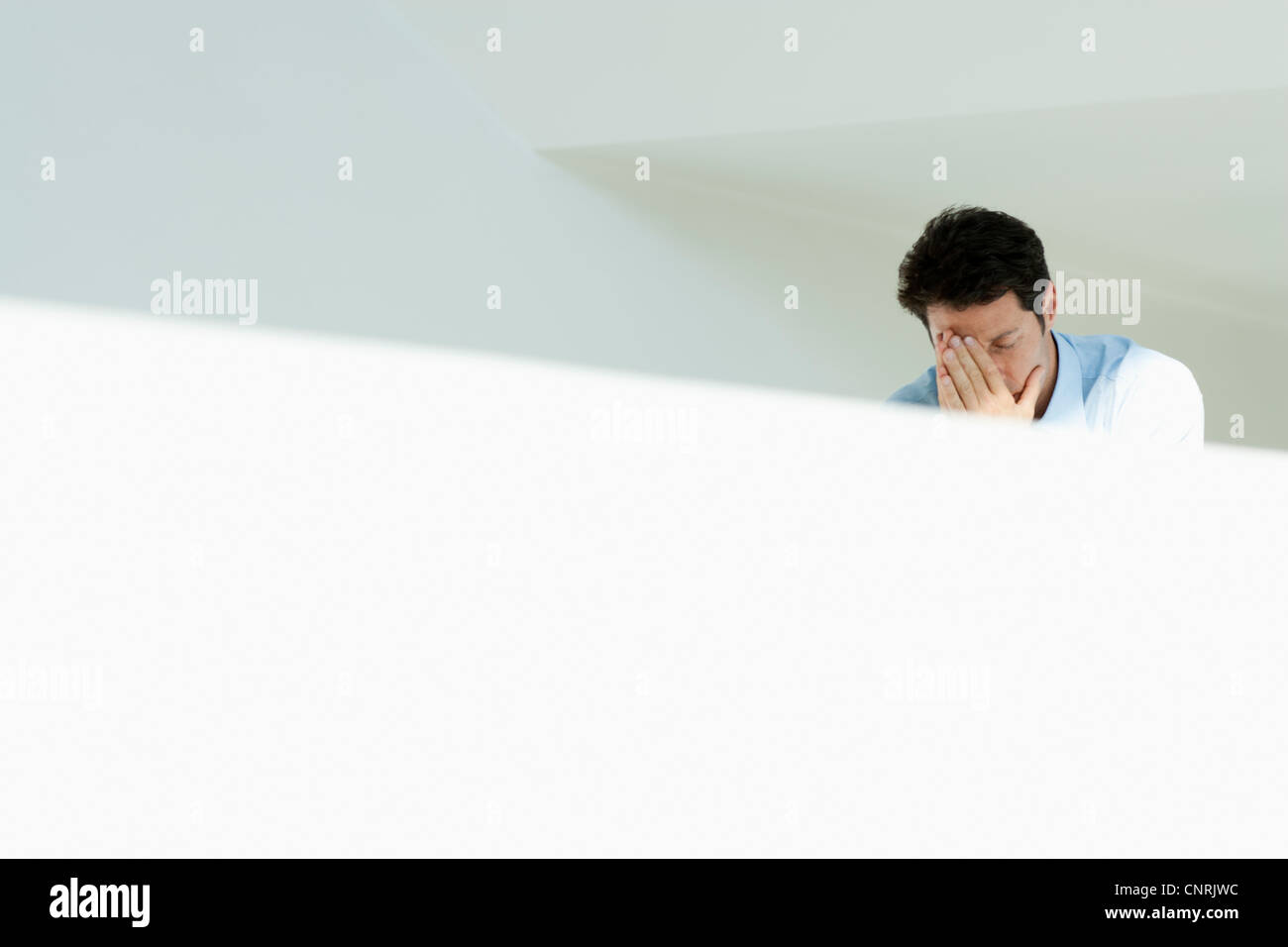 Distressed man hi-res stock photography and images - Alamy