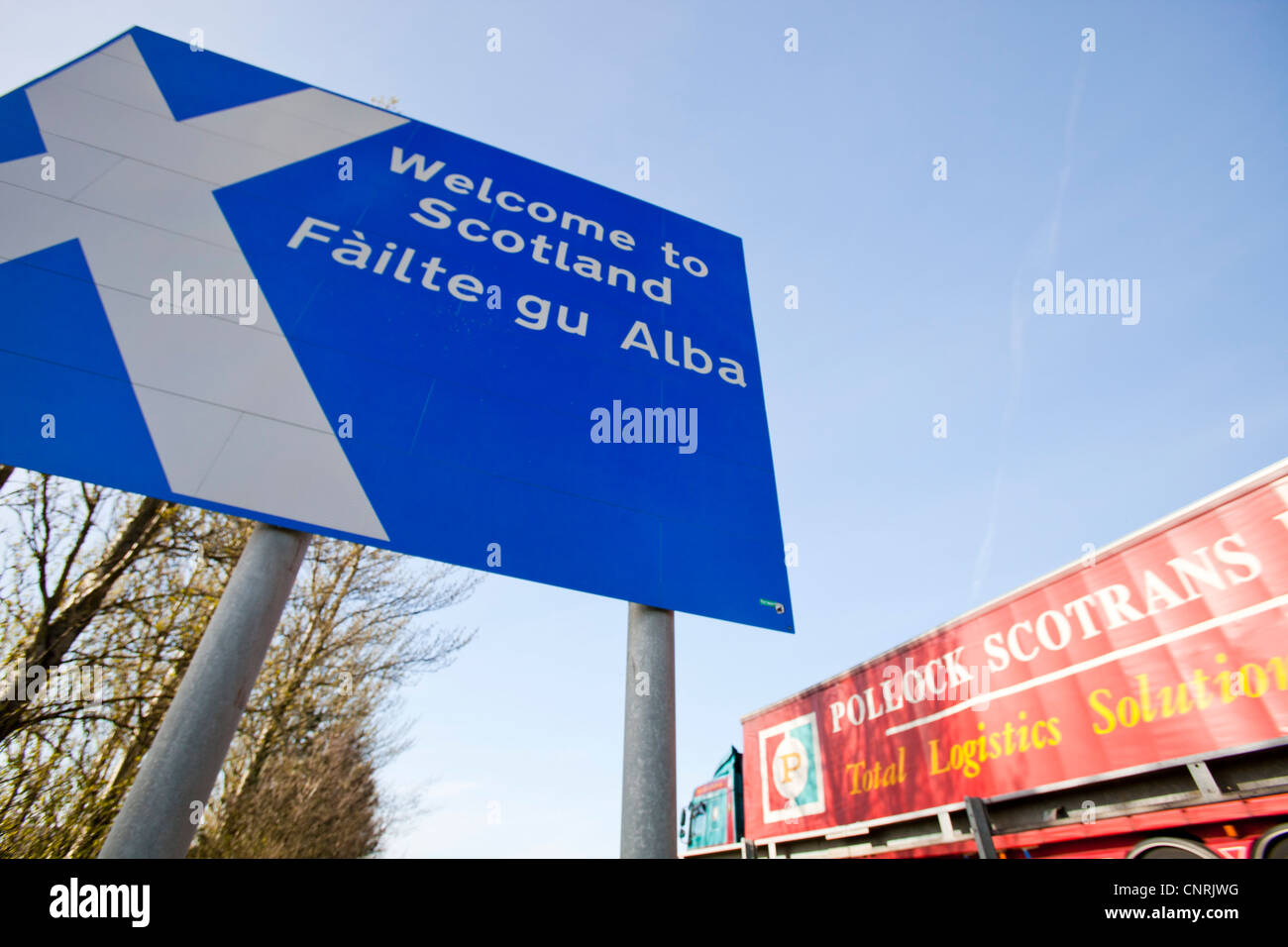 Welcome to scotland motorway hi-res stock photography and images - Alamy