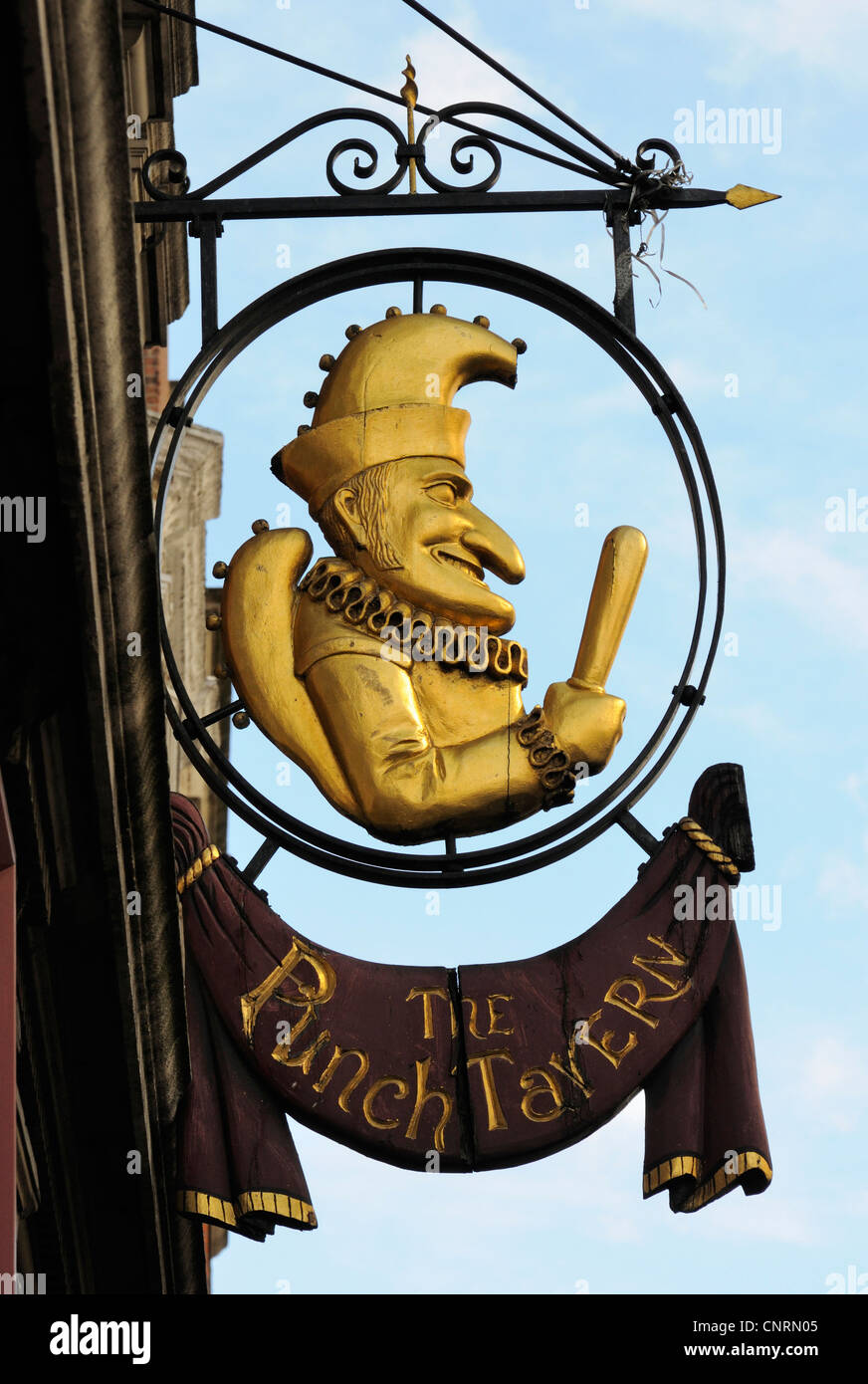 London Pub Signs Stock Photos & London Pub Signs Stock Images - Alamy