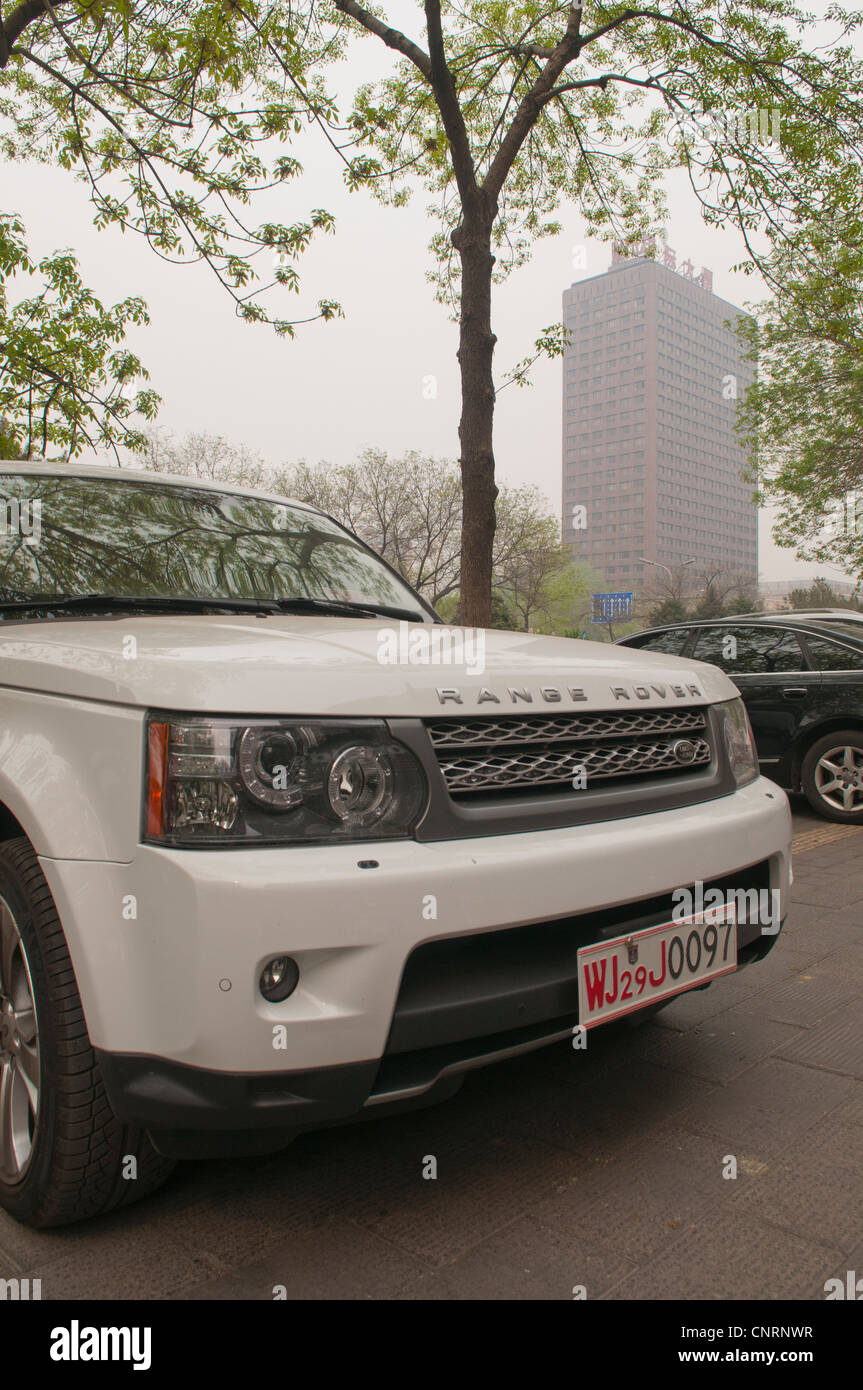 Range rover hi-res stock photography and images - Alamy