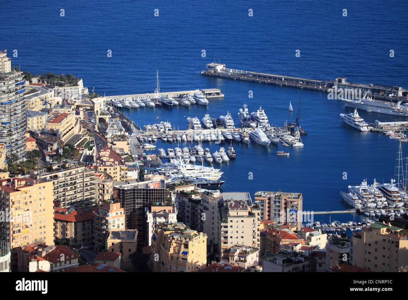 Harbor overview hi-res stock photography and images - Alamy