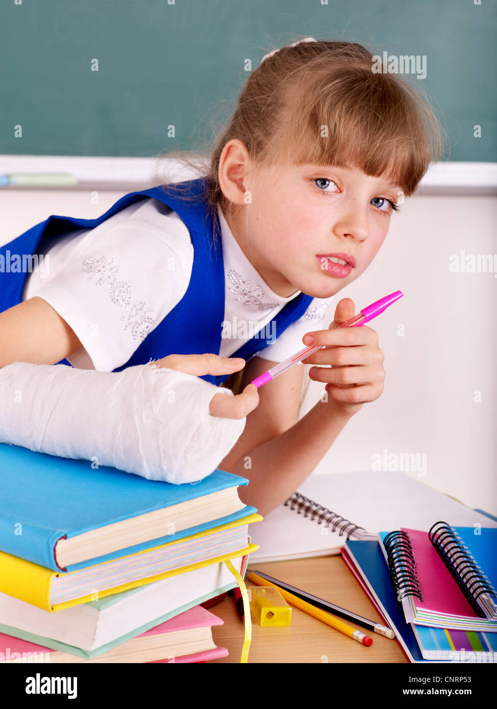Child broken arm cast book hi-res stock photography and images - Alamy