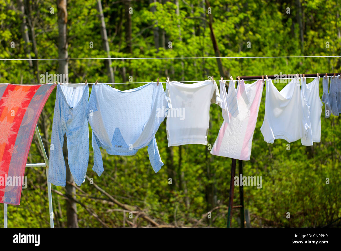 Wash line on farm Stock Photo - Alamy