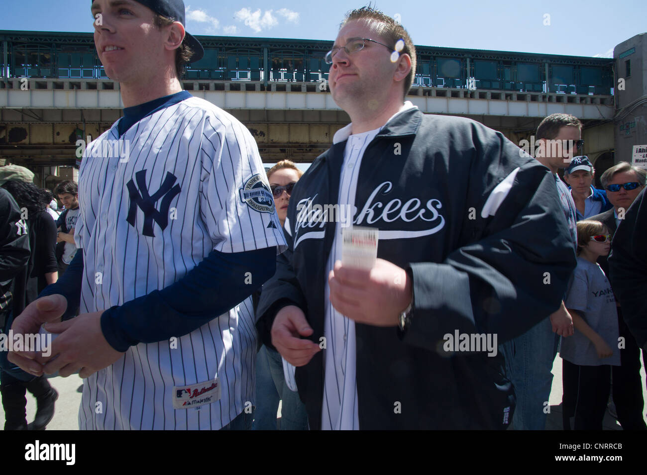 Baseball at yankee stadium hi-res stock photography and images - Alamy