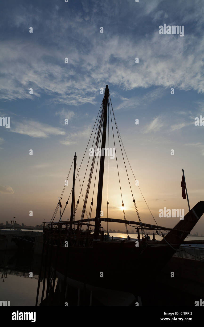 Kuwait dhow hi-res stock photography and images - Alamy