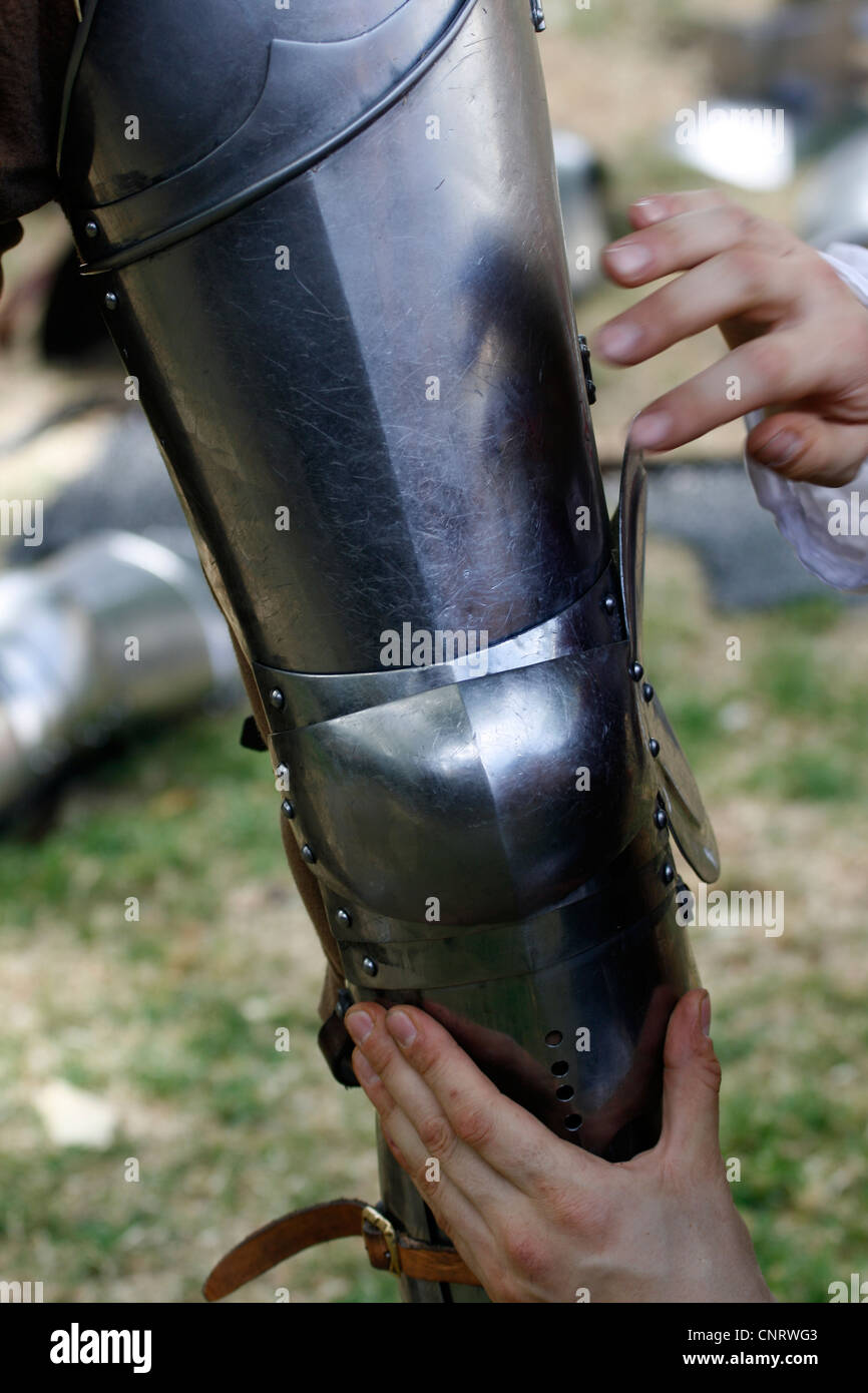 15 Century replica armour - Poleyn that protected the knee. the side ...