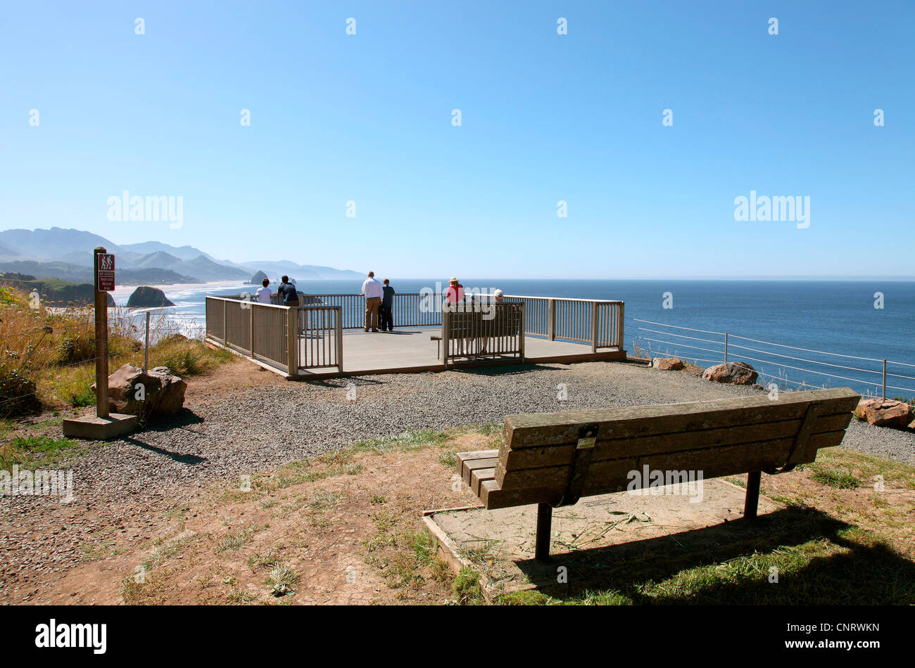 Ecola state park lookout point on the Oregon coastline near Cannon ...