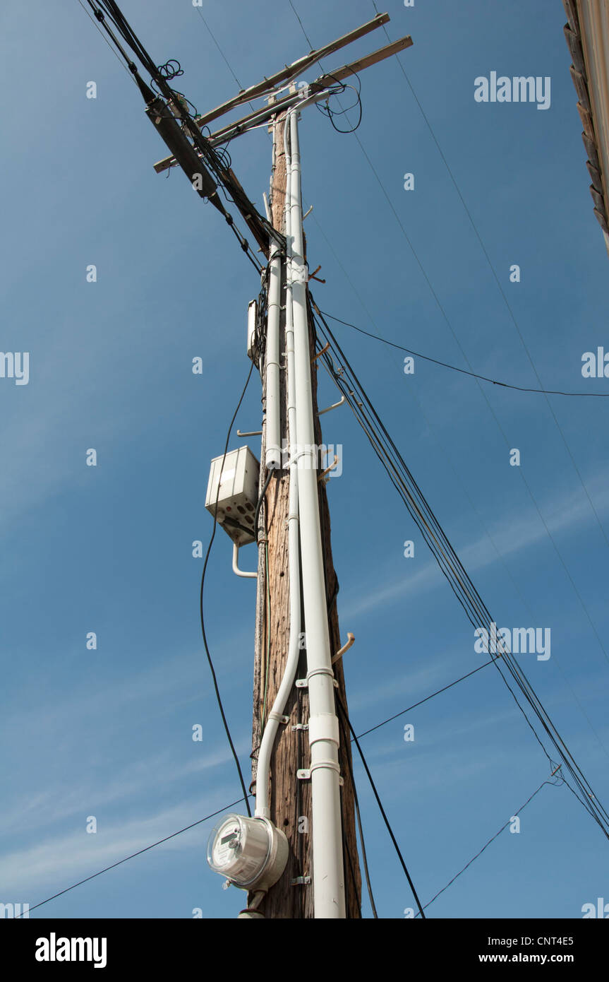 Electricity wire pole Stock Photo - Alamy