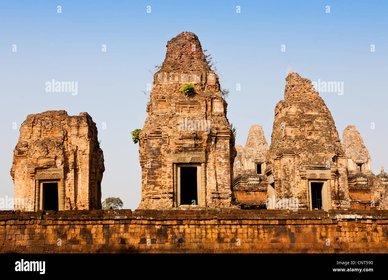 Angkor wat temple structure hi-res stock photography and images - Alamy