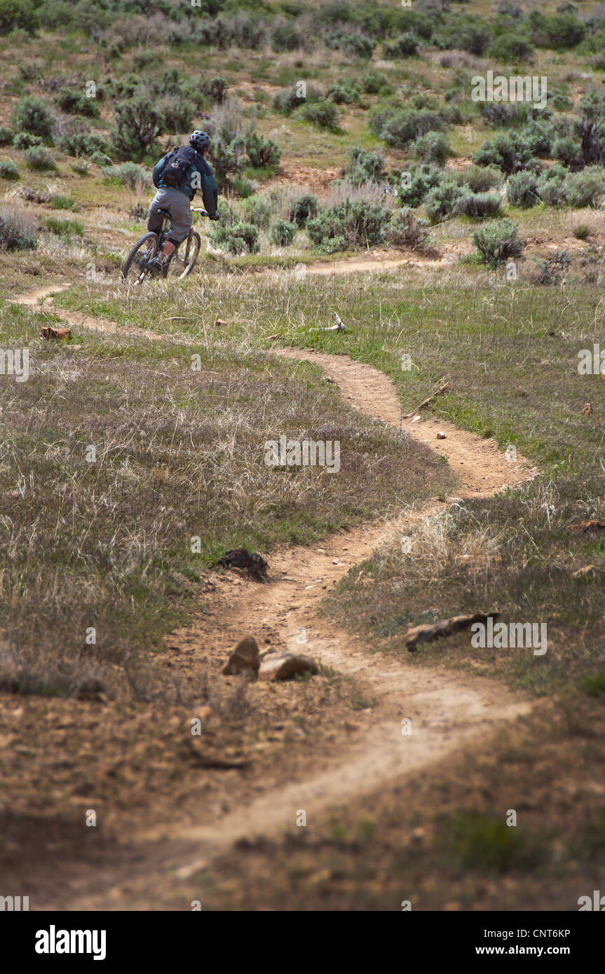Blue bike trail hi-res stock photography and images - Alamy