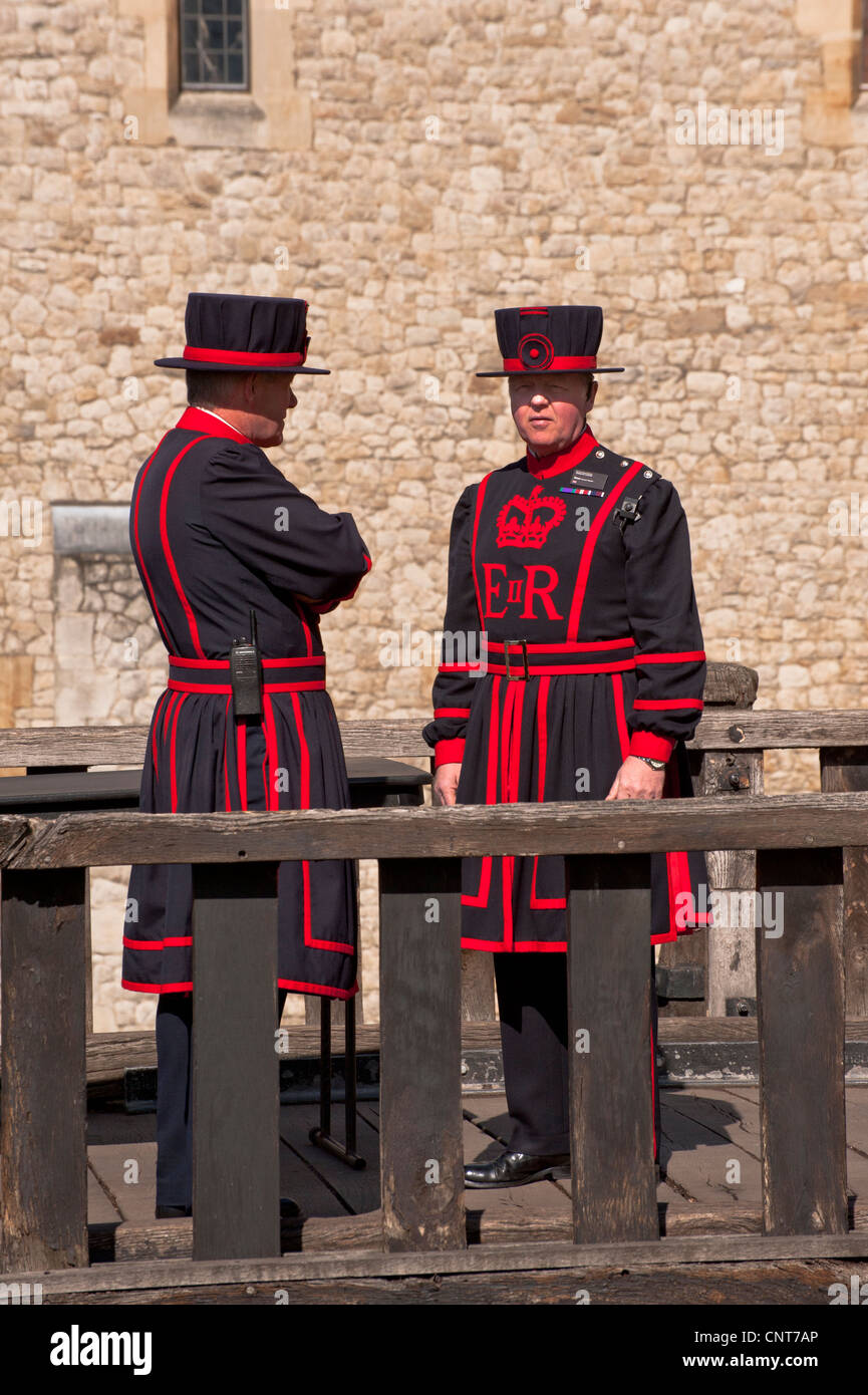 Beefeaters High Resolution Stock Photography and Images - Alamy