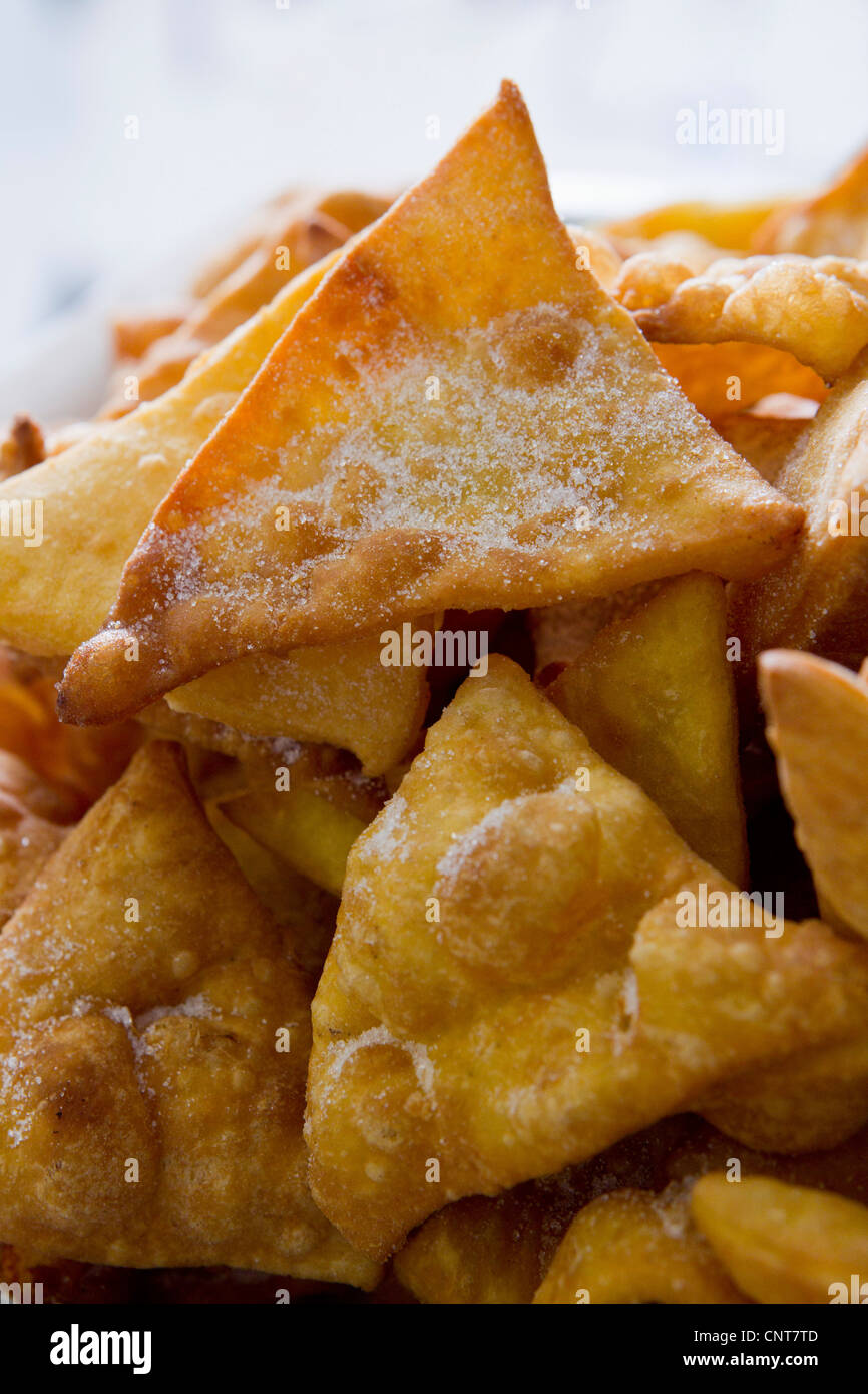 Oreillette hi-res stock photography and images - Alamy