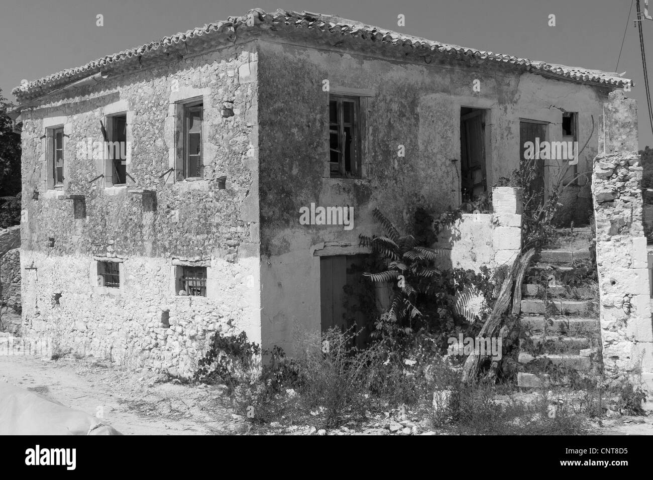 Deserted island Black and White Stock Photos & Images - Alamy