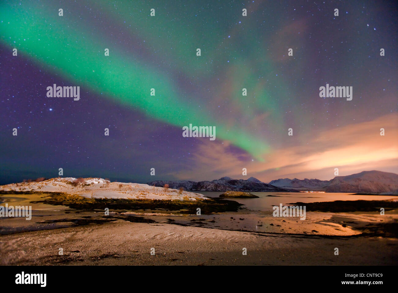 Light pollution hi-res stock photography and images - Alamy