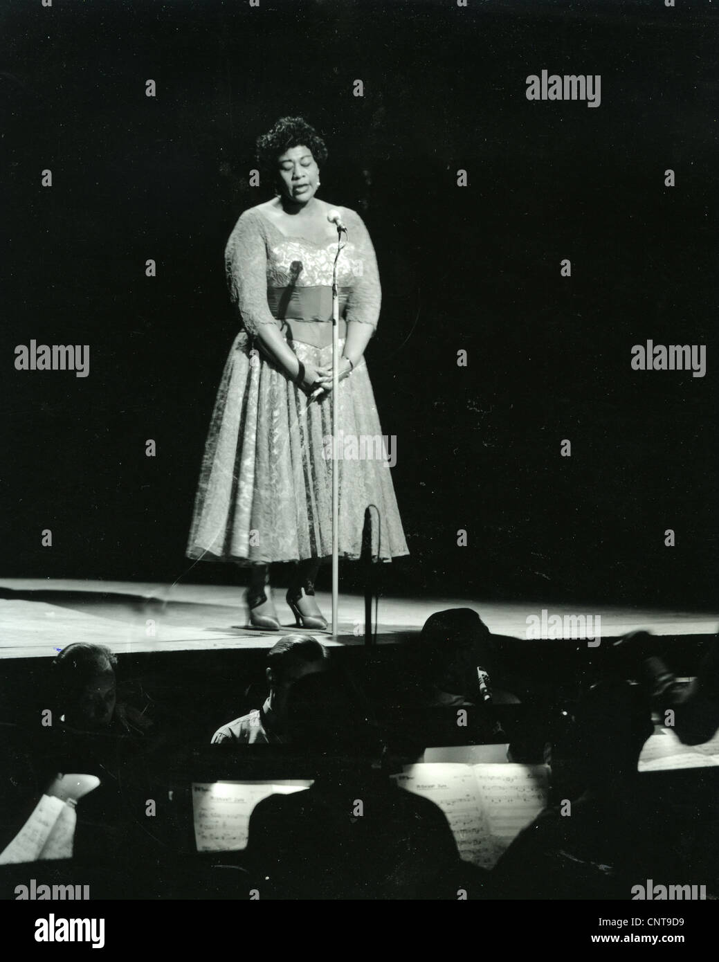 ELLA FITZGERALD (1917-1996) US jazz singer in October 1964 Stock Photo ...
