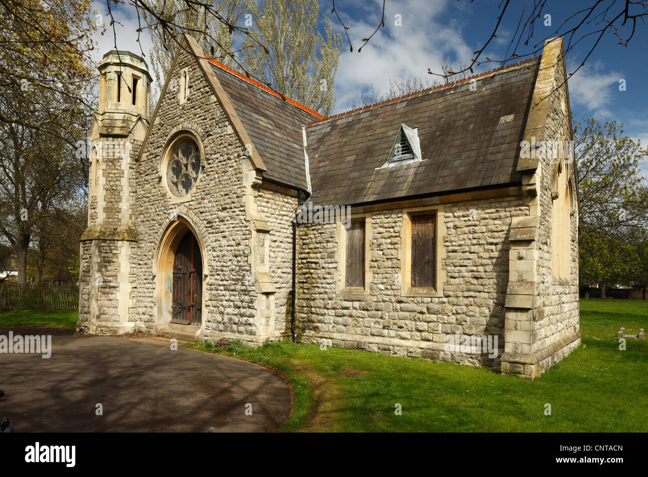 Margravine cemetery Chapel, Hammersmith Stock Photo - Alamy