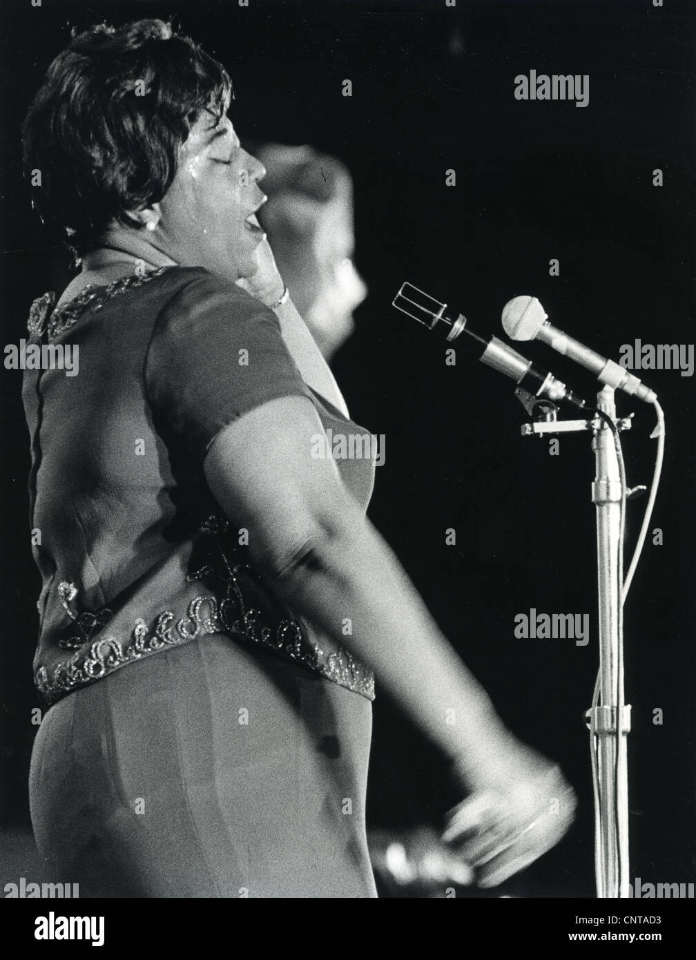 ELLA FITZGERALD (1917-1996) US jazz singer in October 1964 Stock Photo ...