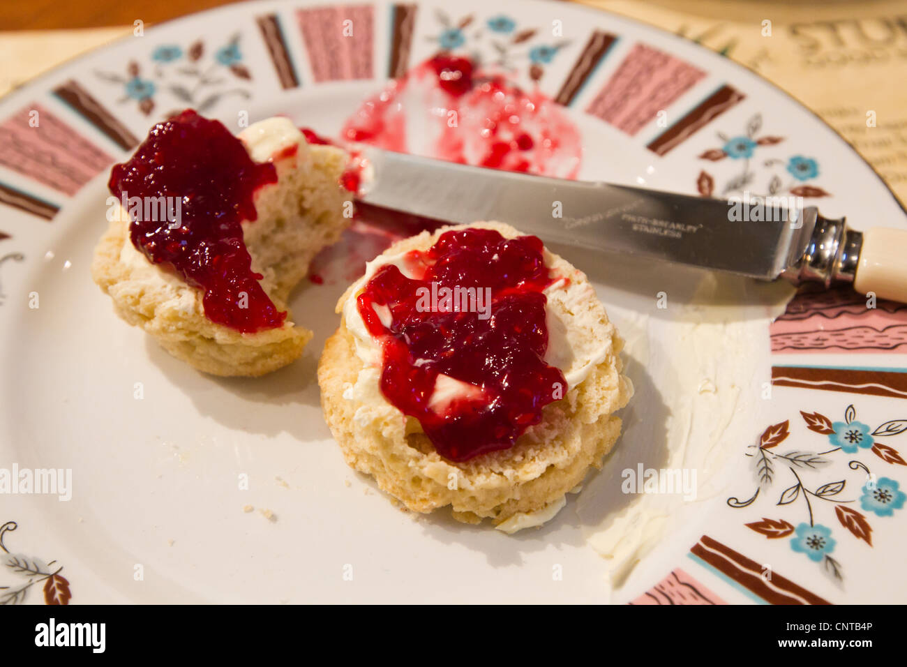 Cream tea hi-res stock photography and images - Alamy