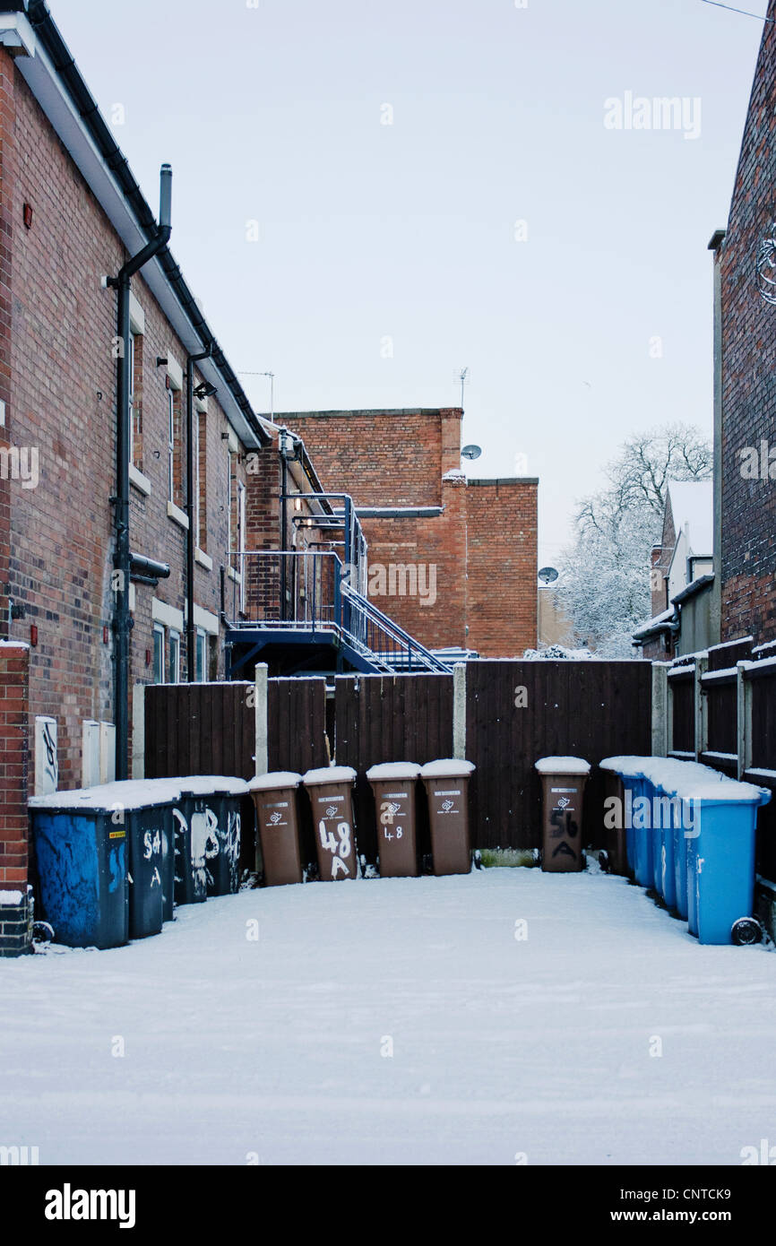 Graffiti Covered Dustbin High Resolution Stock Photography and Images ...
