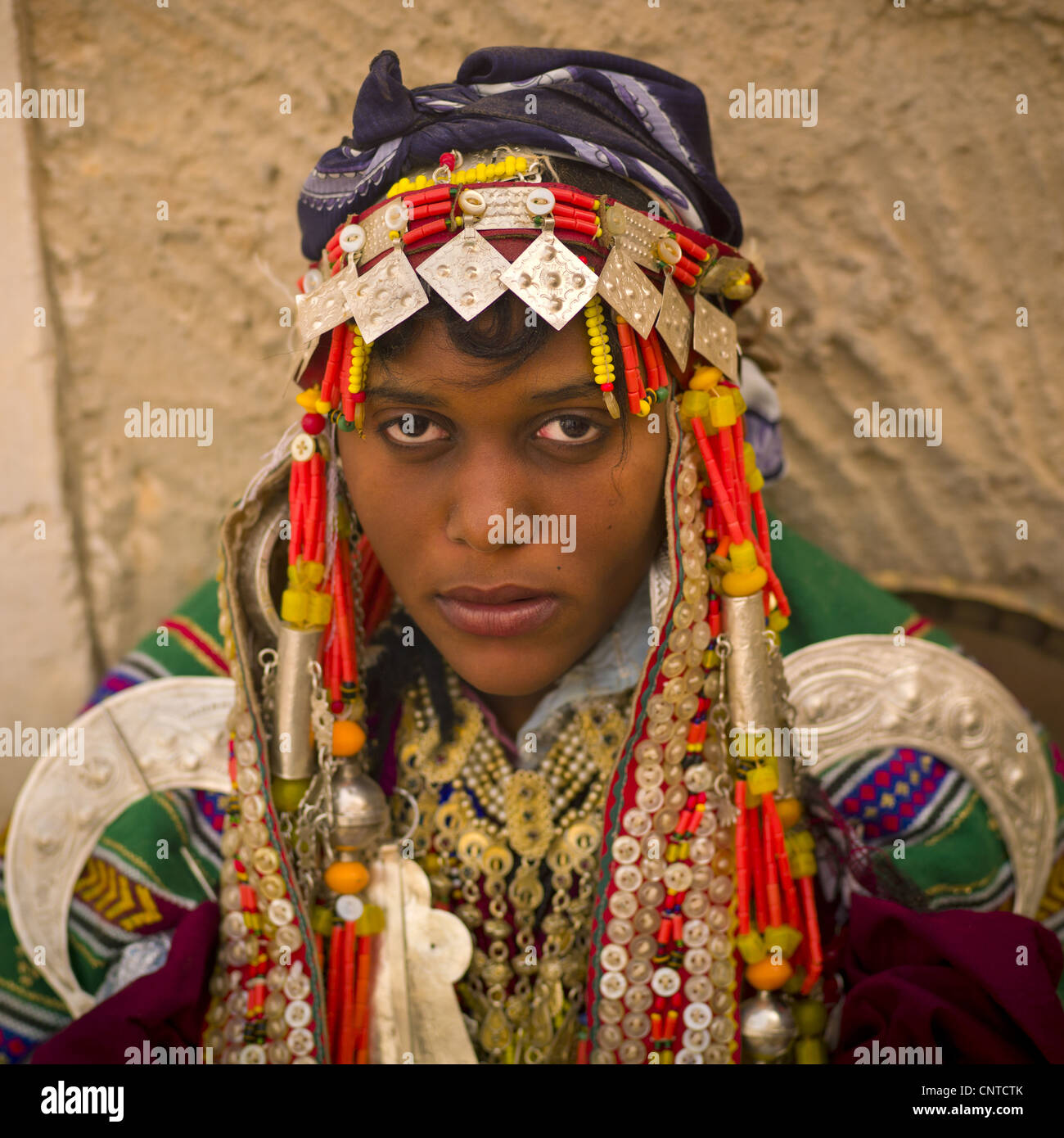 Tuareg woman in Ghadames, Libya Stock Photo - Alamy