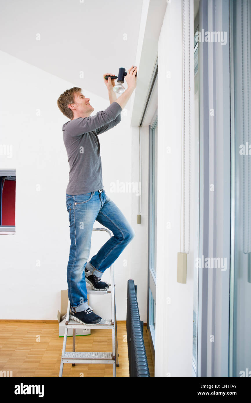 Man painting full body hi-res stock photography and images - Alamy