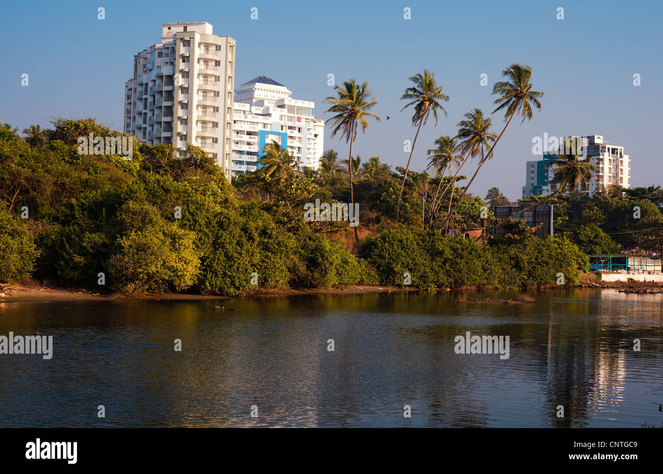 Blue foreground water foreground hi-res stock photography and images ...