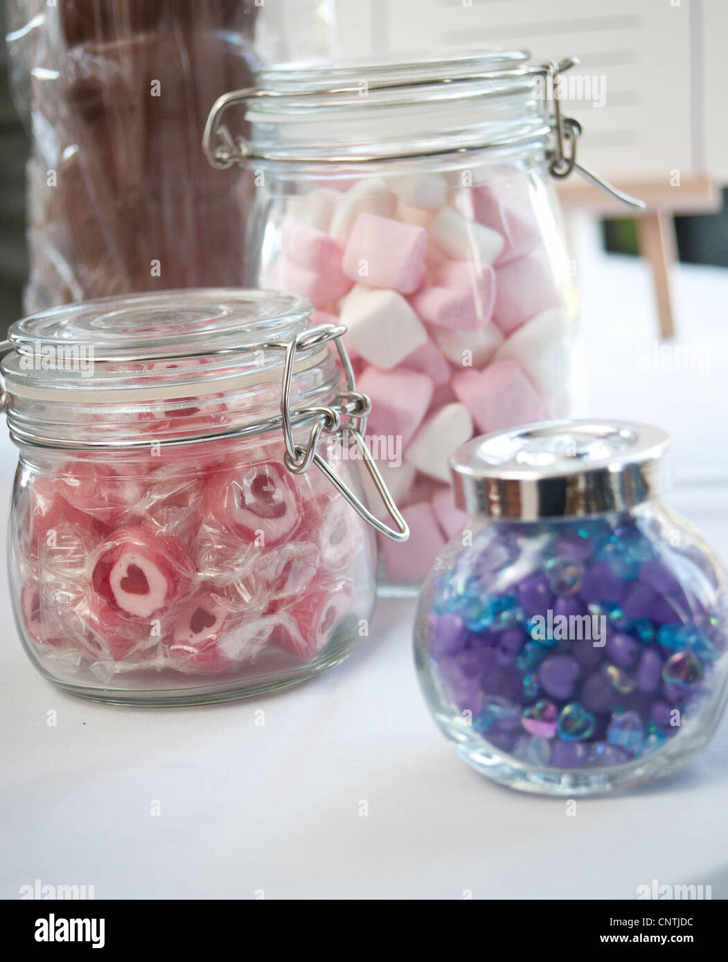 Picture by Darren Cool selection of sweets in jars Stock Photo - Alamy