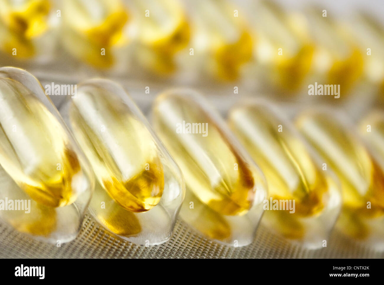 Gel pills hi-res stock photography and images - Alamy