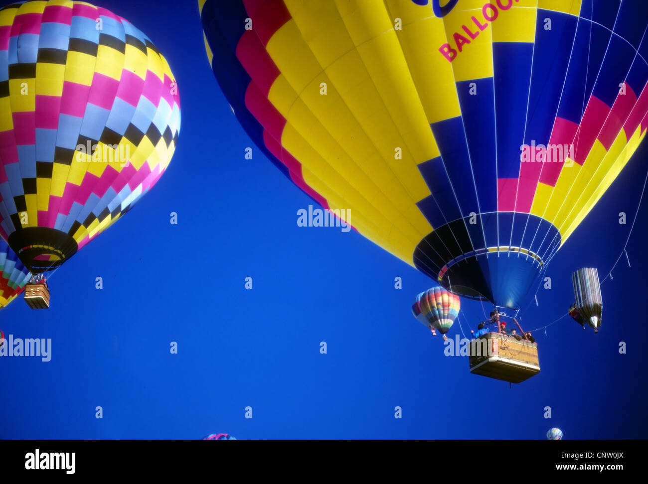 Hot air balloons agaisnt blue sky, International Balloon Festival ...