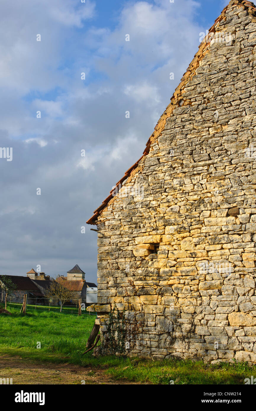 Old french barn hi-res stock photography and images - Alamy