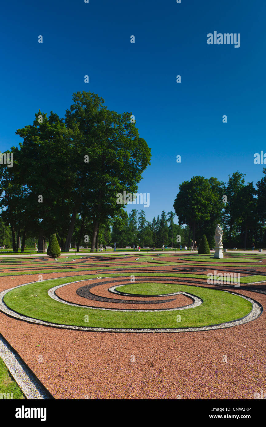 Catherine the great palace grounds hi-res stock photography and images ...