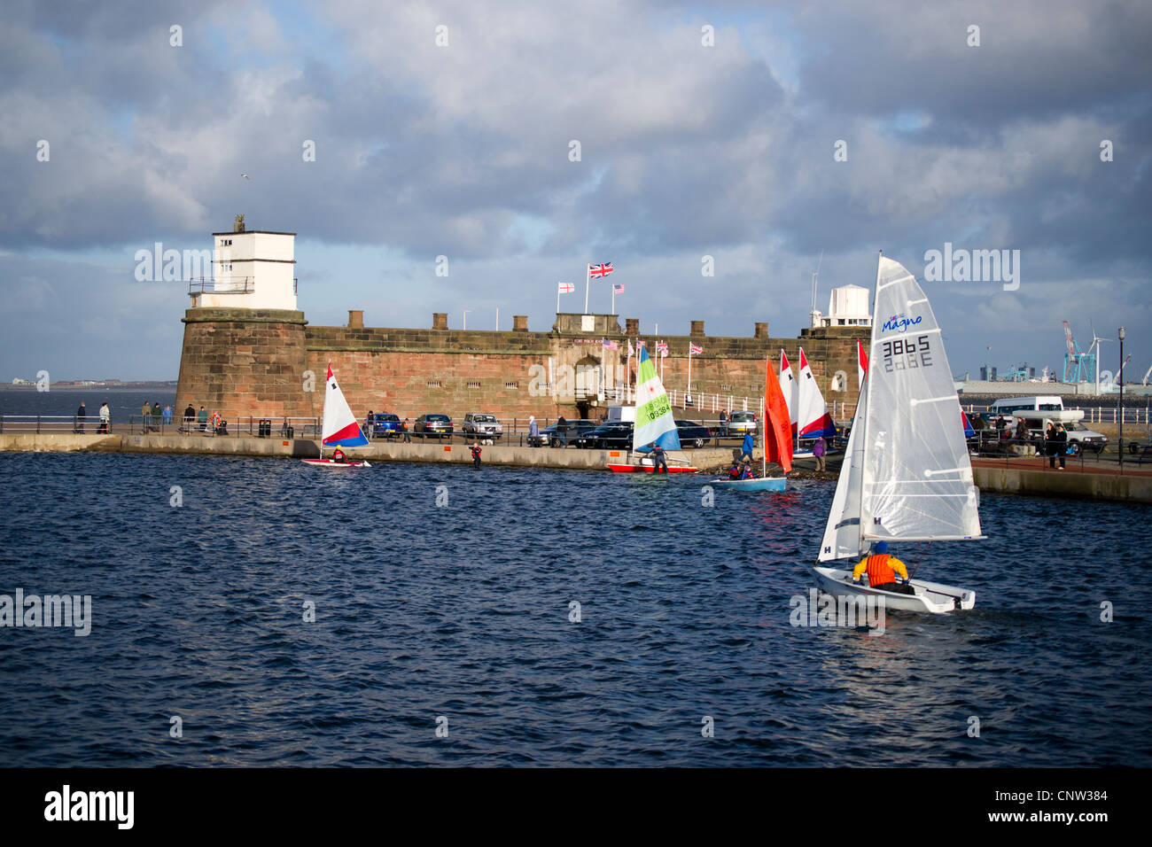Dinghy sailing on New Brighton marine lake Stock Photo - Alamy