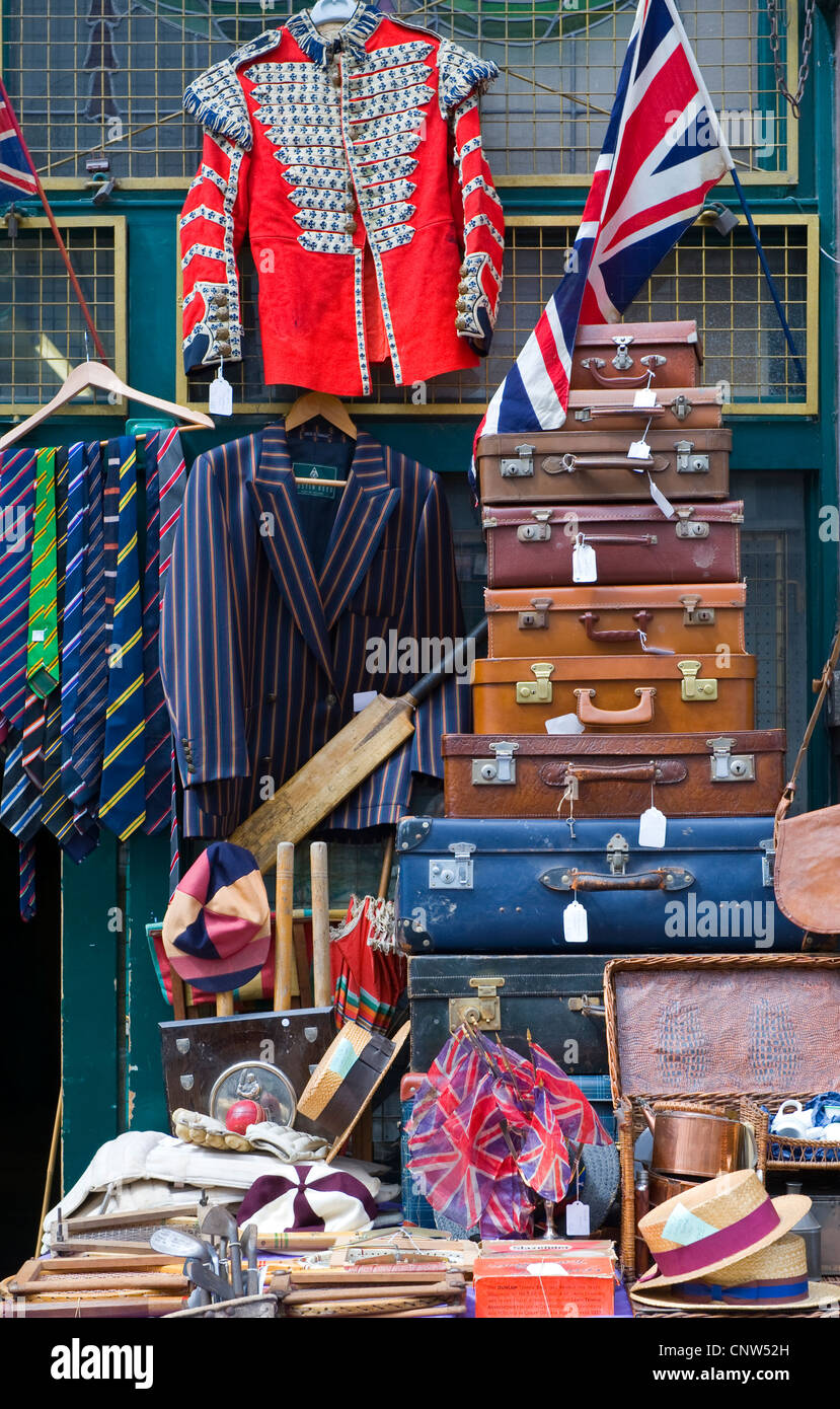 Hat shop london hi-res stock photography and images - Alamy