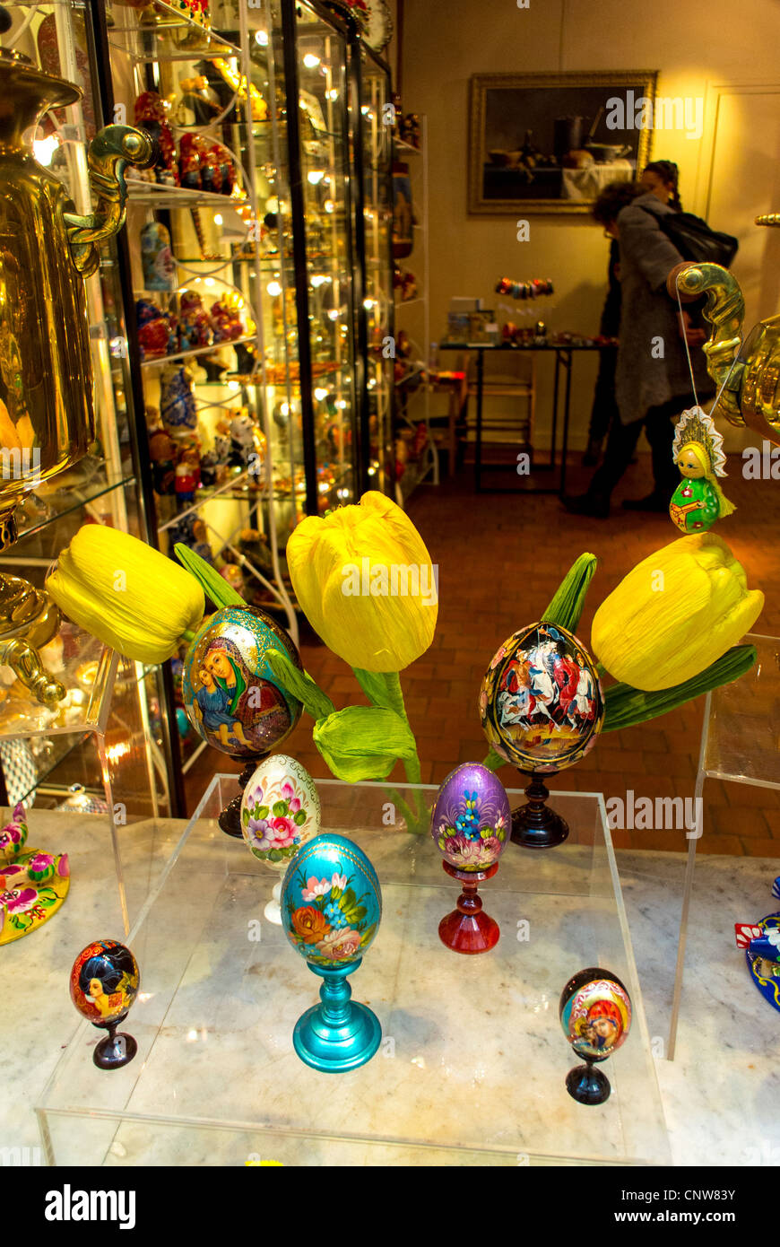 Easter Eggs Window Display High Resolution Stock Photography and Images ...