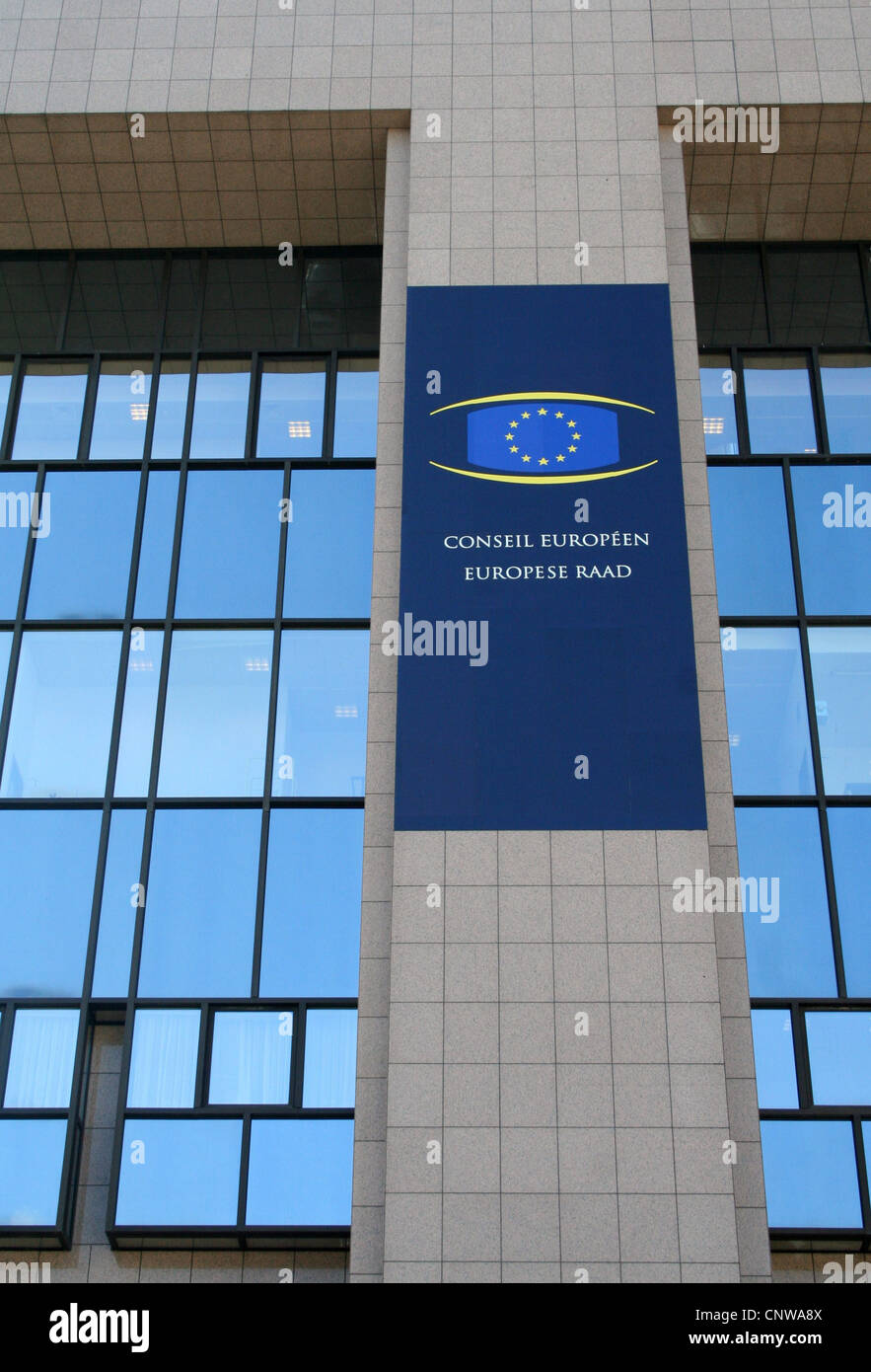 European commission building brussels hi-res stock photography and ...