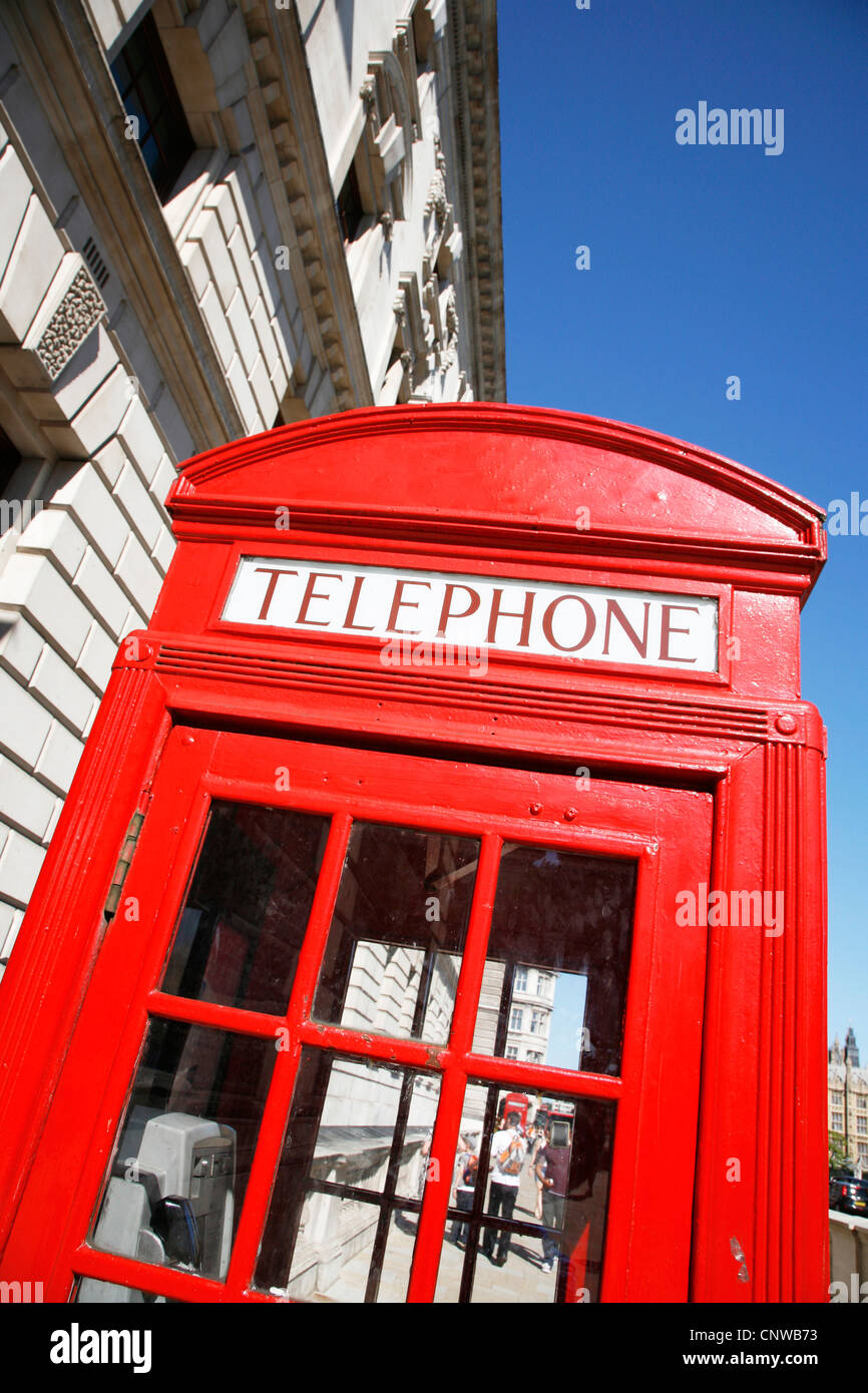 Red phone booth one famous hi-res stock photography and images - Alamy