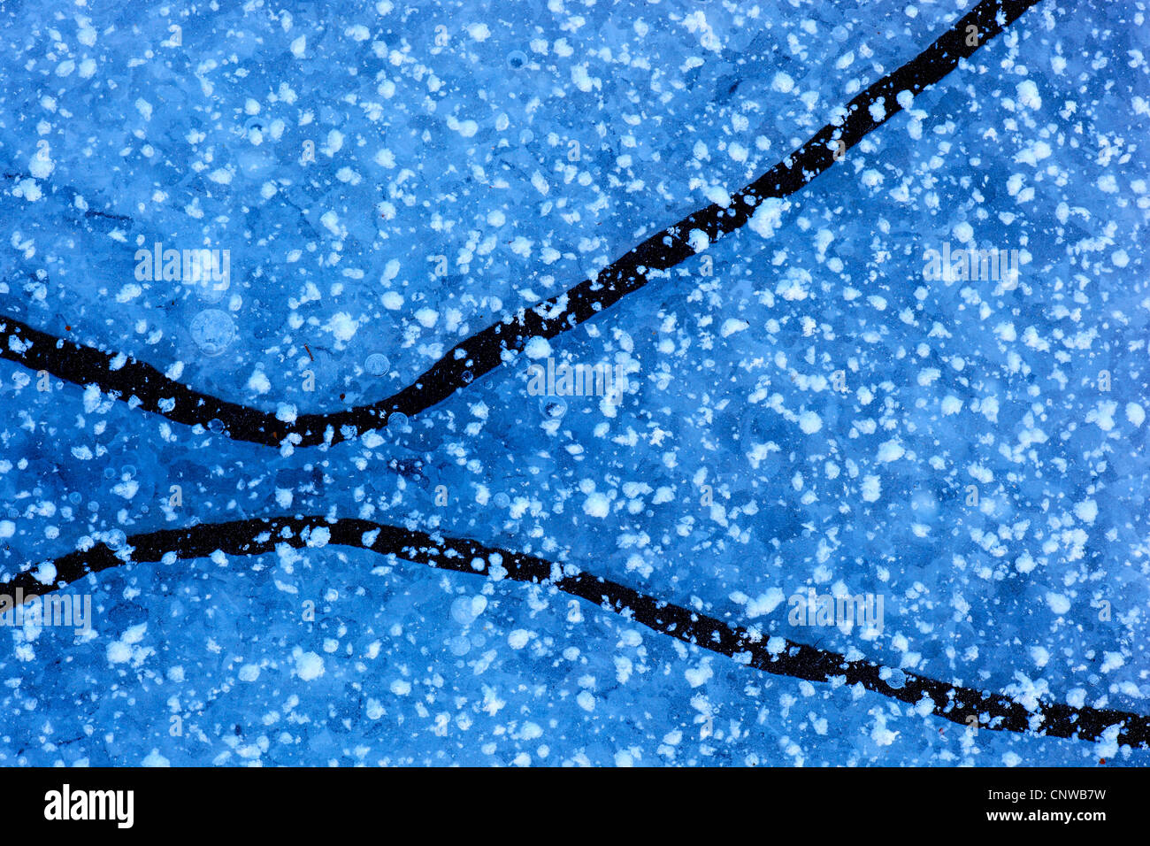Ice and snow images hi-res stock photography and images - Alamy