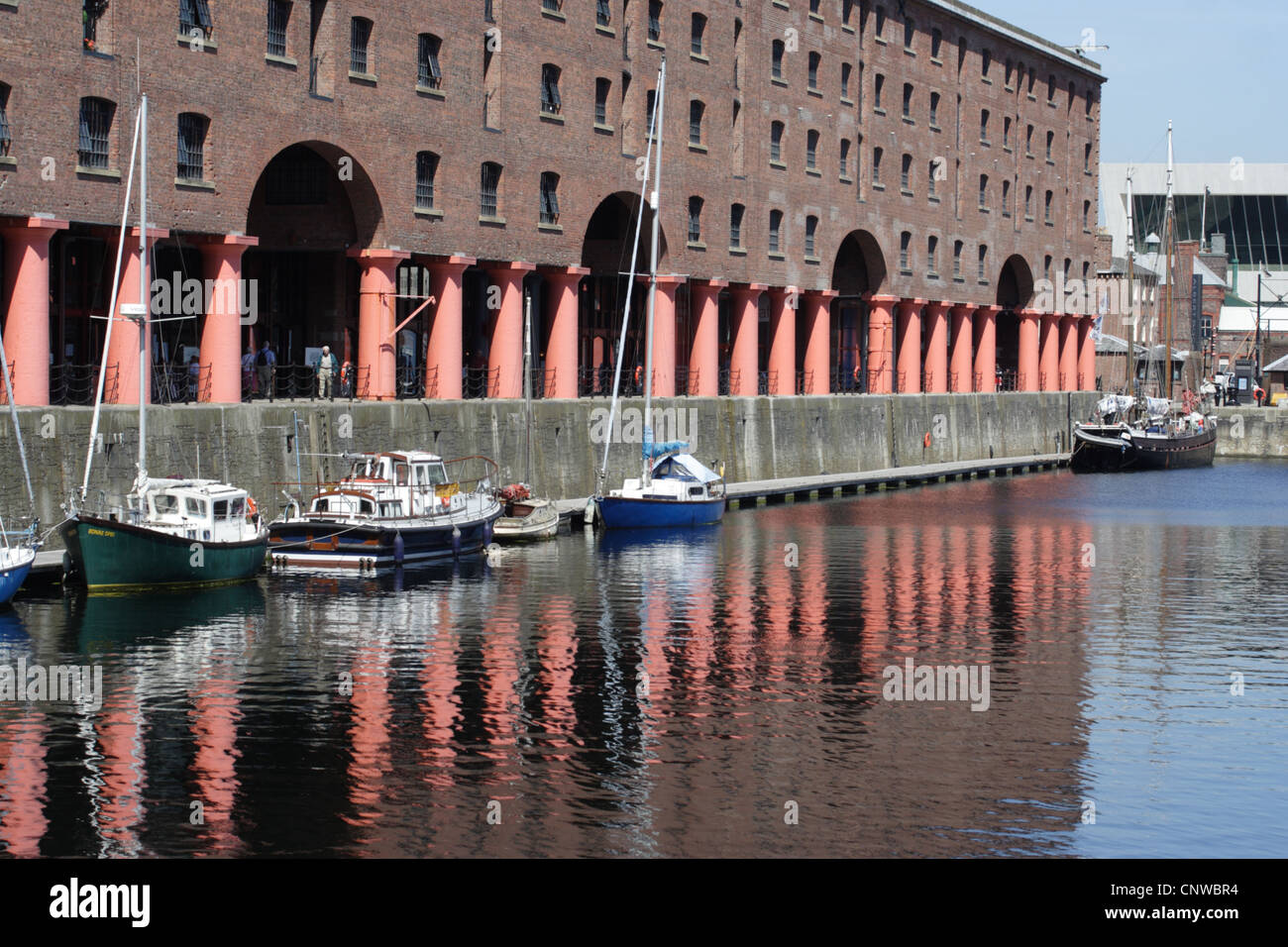 Boats with reflections hi-res stock photography and images - Alamy