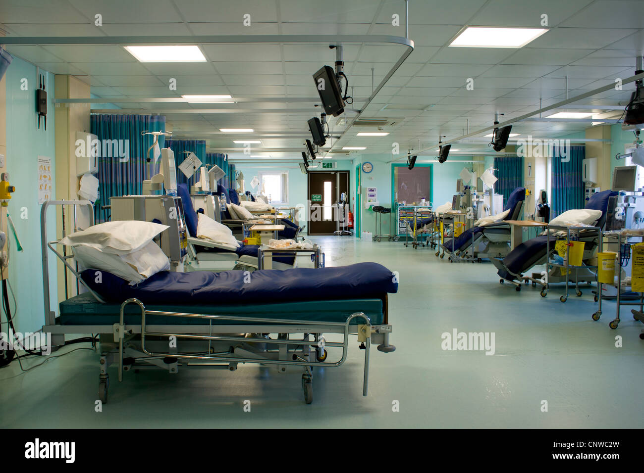 Modern hospital renal department / dialysis unit Stock Photo - Alamy
