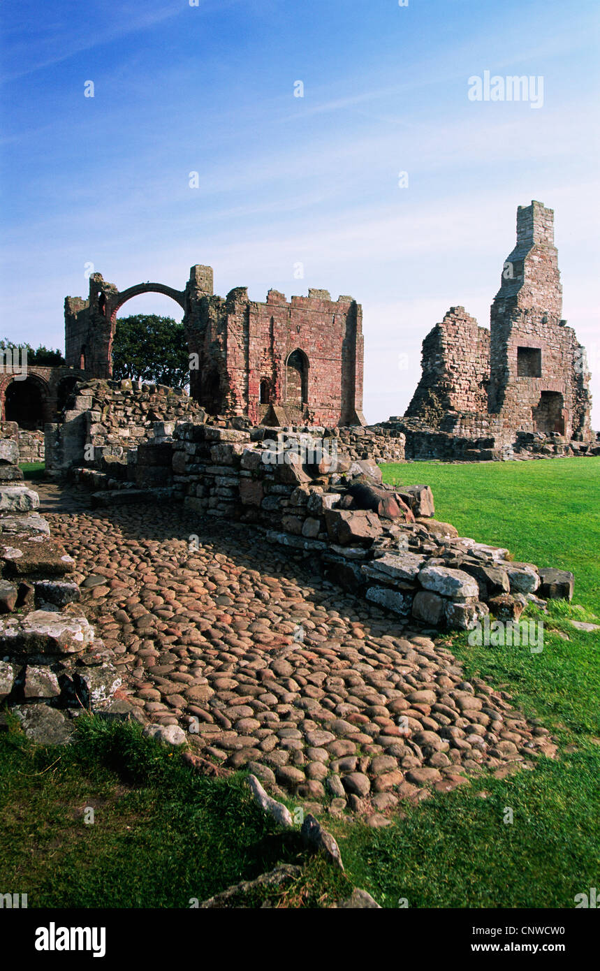 Holy island lindisfarne priory hi-res stock photography and images - Alamy