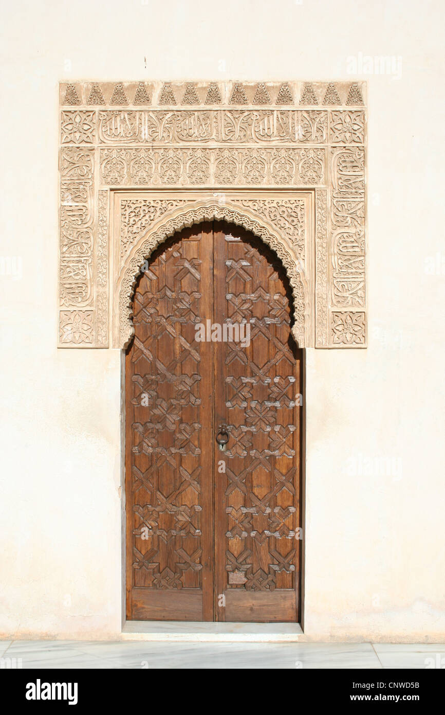 Door at Alhambra palace Stock Photo - Alamy