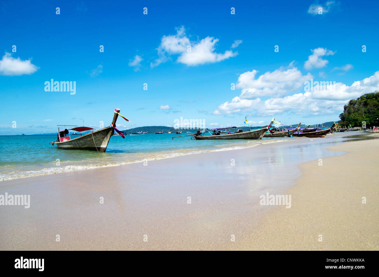 boats and islands in andaman sea Thailand Stock Photo - Alamy